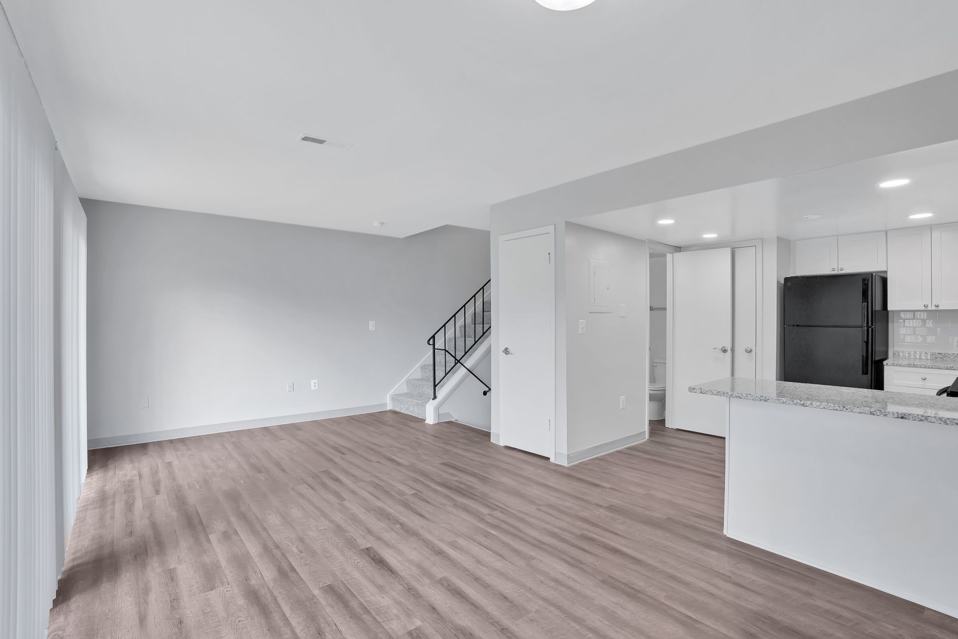 Regency Club Apartments & Townhomes in Glen Burnie, MD